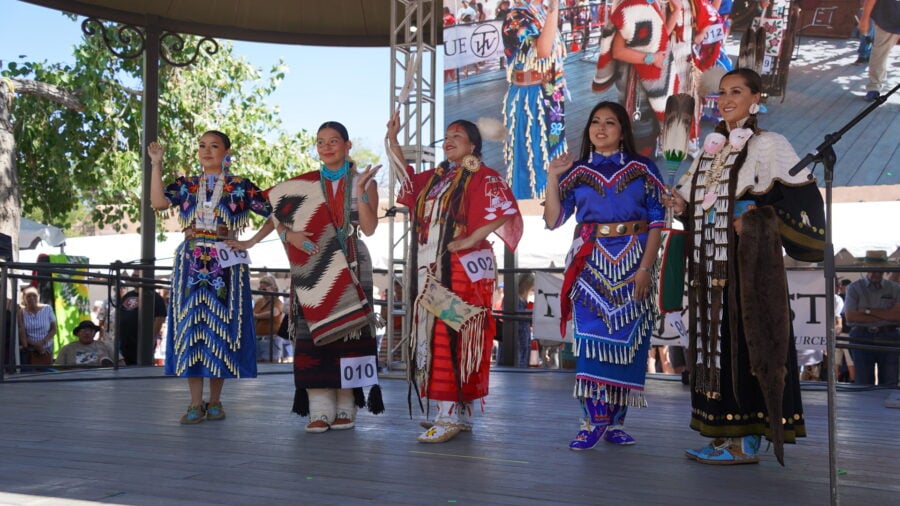 Experience the Magic of the Santa Fe Indian Market: Native American Art ...