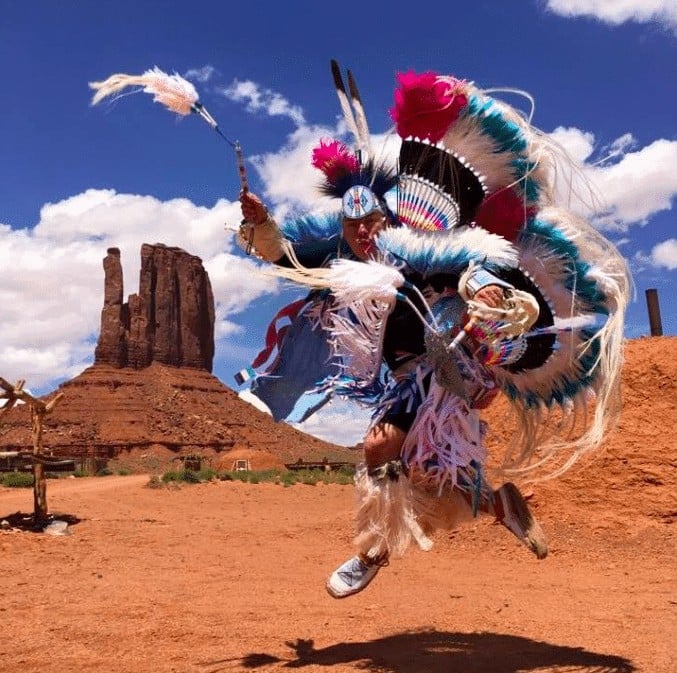 Supaman performs for Native Youth!!! - PowWows.com