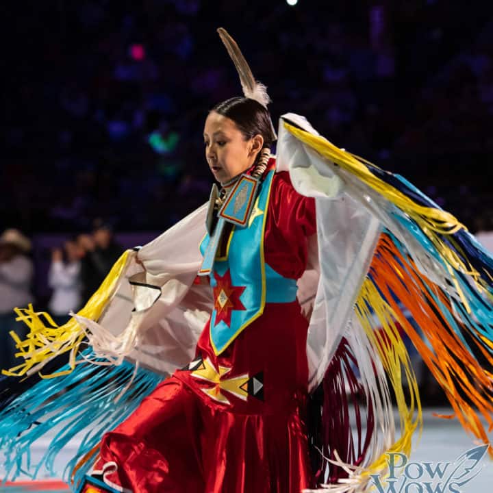 Fancy Shawl Dancing | Women's Fancy Shawl Dance History & More ...