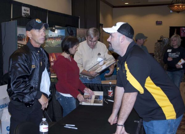 Swamp People Jay Paul and R.J. Molinere Interview - PowWows.com